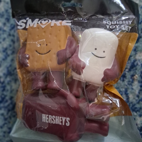 hersheys | Toys | Hersheys Smore Squishy Toy Set Licensed Toy Hershey ...